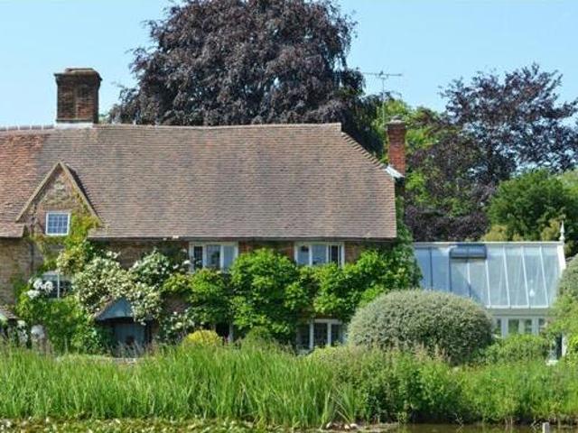 3 Bedroom Semi detached House For Sale In Dunsfold