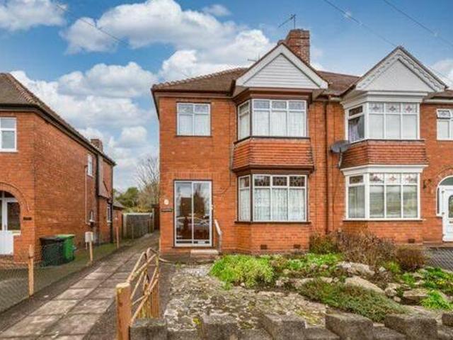 3 Bedroom Semi detached House For Sale In Dudley Wood