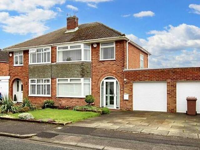 3 Bedroom Semi detached House For Sale In Eccleston