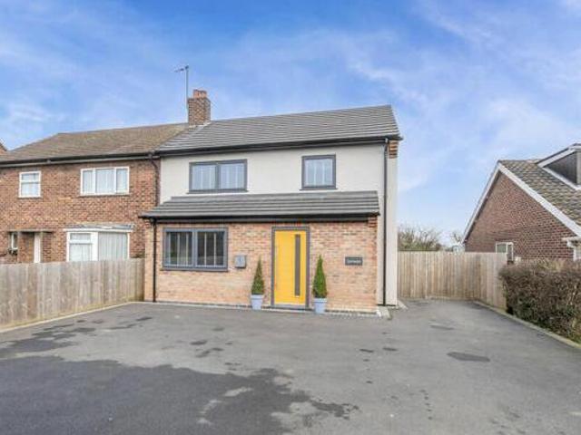 3 Bedroom Semi detached House For Sale In East Markham