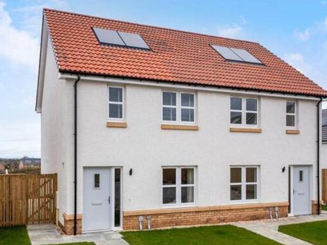 3 Bedroom Semi detached House For Sale In East Calder