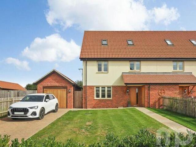 3 Bedroom Semi detached House For Sale In East Harling