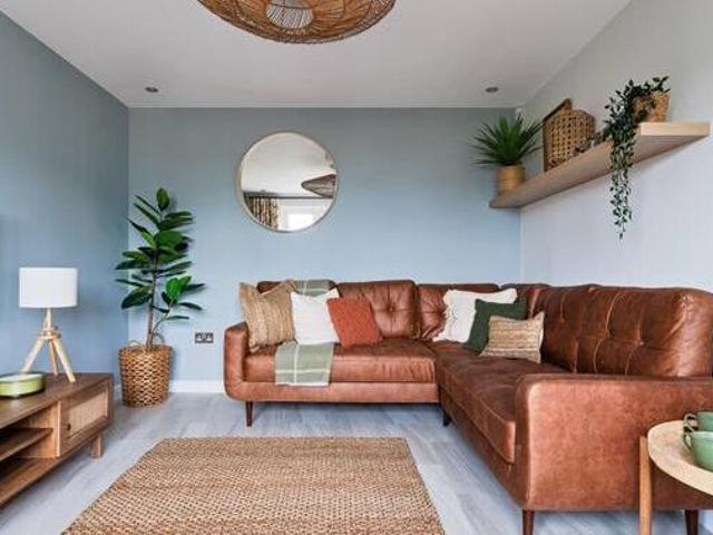 3 Bedroom Semi detached House For Sale In East Kilbride