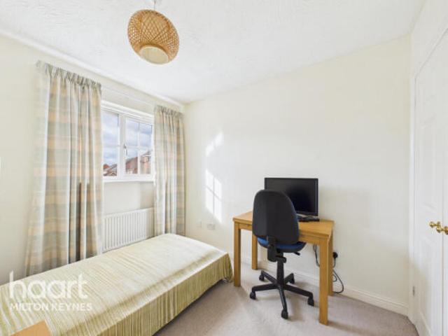 3 bedroom semi detached house for sale in Easby Grove, Milton Keynes, MK10