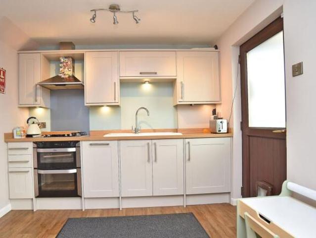 3 bedroom semi detached house for sale in Eavestone Grove, Harrogate, HG3