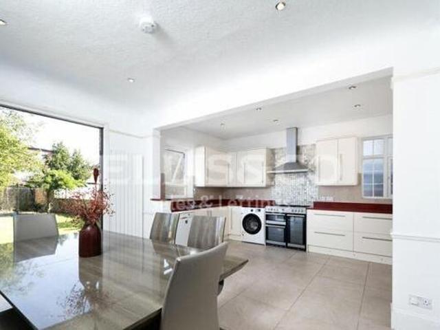 3 Bedroom Semi detached House For Sale In Edgware, Middlesex