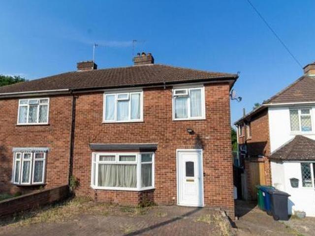 3 Bedroom Semi detached House For Sale In Edgware