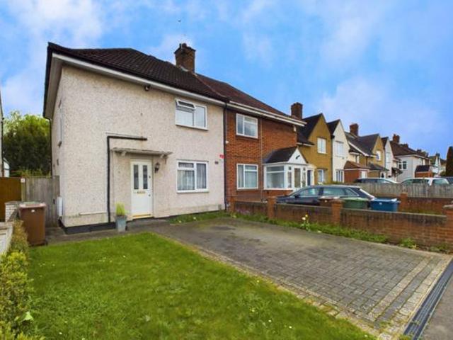 3 Bedroom Semi detached House For Sale In Edgware