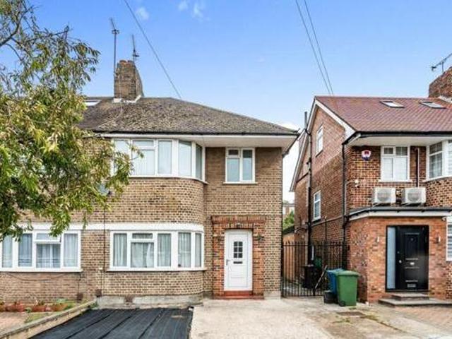 3 Bedroom Semi detached House For Sale In Edgware