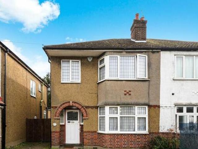 3 Bedroom Semi detached House For Sale In Edgware