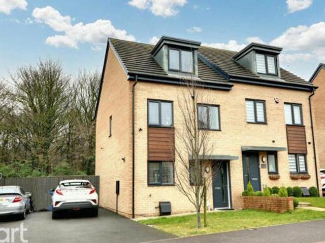 3 Bedroom Semi detached House For Sale In Edlington