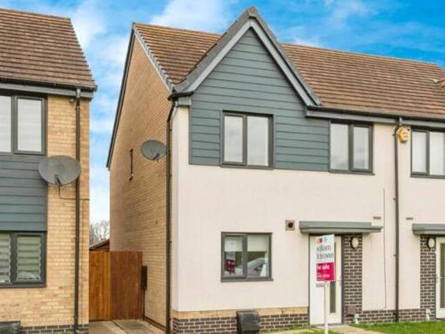 3 Bedroom Semi detached House For Sale In Edlington
