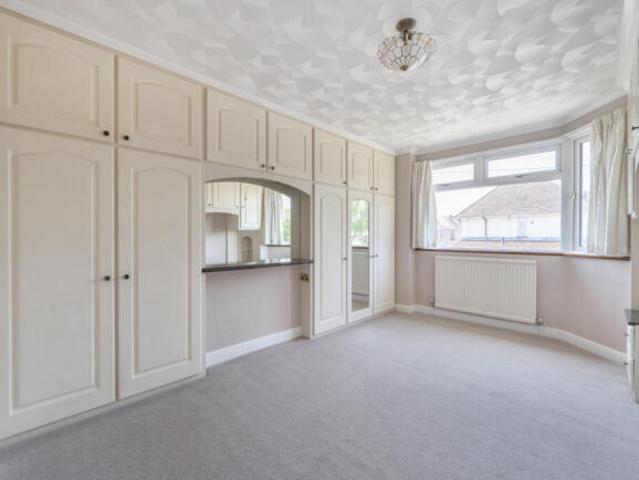 3 bedroom semi detached house for sale in Elmes Drive, Regents Park, Southampton, Hampshire, SO15