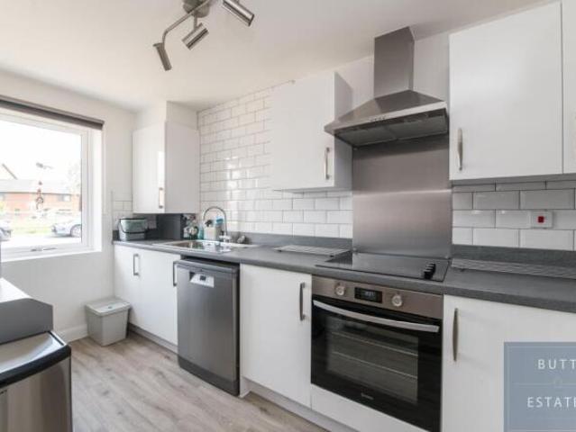 3 bedroom semi detached house for sale in Elmores Well Avenue, Exeter, EX1