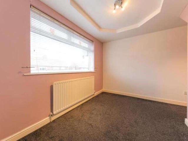 3 bedroom semi detached house for sale in Elizabeth Drive, Palmersville, NE12