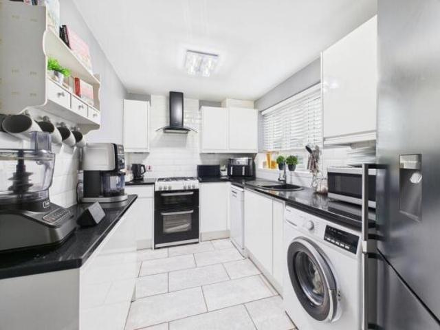 3 bedroom semi detached house for sale in Elizabeth Way, Walsgrave, Coventry, CV2