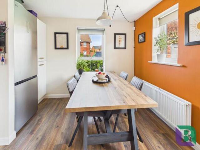 3 bedroom semi detached house for sale in Ellynore Close, Brooklands, MK10