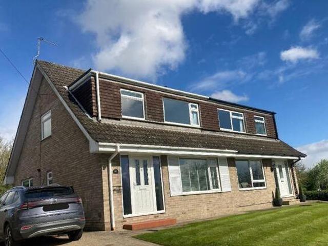 3 Bedroom Semi detached House For Sale In Elloughton, Brough