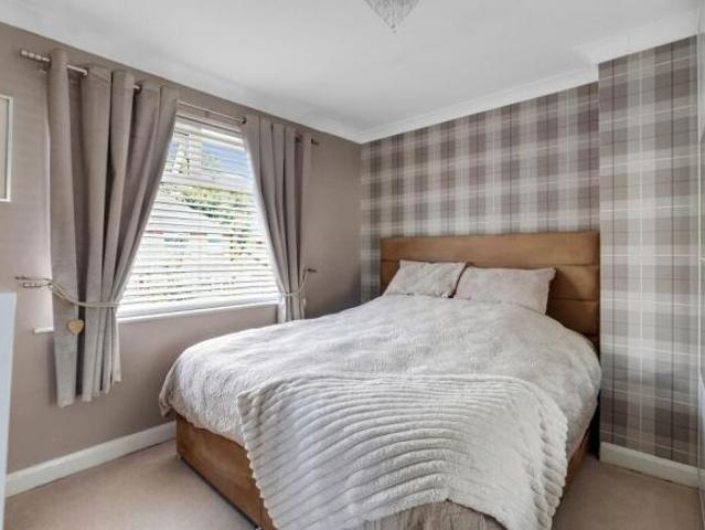 3 bedroom semi detached house for sale in Elstree Drive, Nottingham, NG8