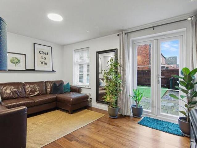 3 bedroom semi detached house for sale in Endicott Bend, Coventry, CV4