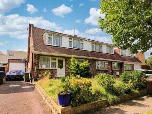 3 Bedroom Semi detached House For Sale In Enfield