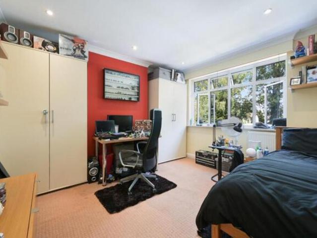3 bedroom semi detached house for sale in Ewell Park Way, Stoneleigh, KT17