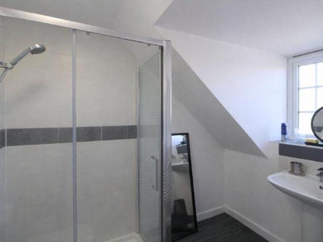 3 bedroom semi detached house for sale in Ethelred Lane, Great Denham, Bedford, MK40