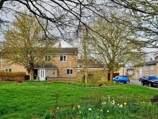 3 Bedroom Semi detached House For Sale In Eynesbury
