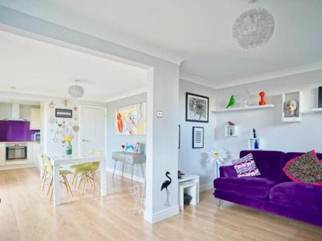 3 Bedroom Semi detached House For Sale In Eynesbury, Cambridgeshire