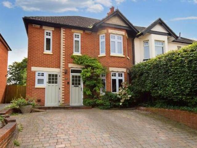 3 Bedroom Semi detached House For Sale In Fair Oak
