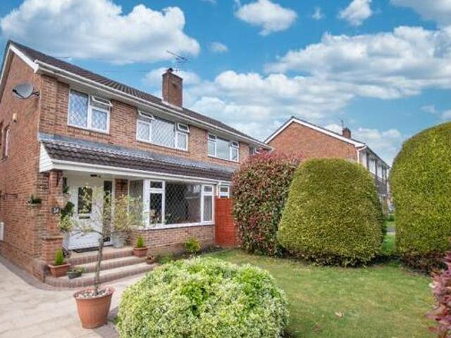 3 Bedroom Semi detached House For Sale In Fair Oak
