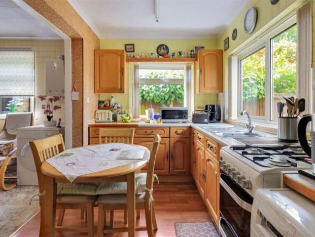 3 bedroom semi detached house for sale in Fairfax Road, Cambridge, CB1