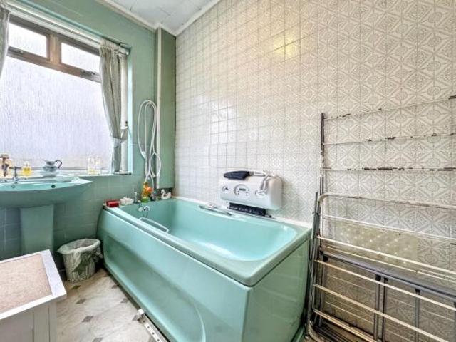 3 bedroom semi detached house for sale in Fairfield Crescent, Edgware, HA8