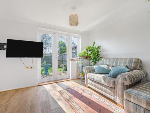 3 bedroom semi detached house for sale in Fairfield Road, Borough Green, TN15
