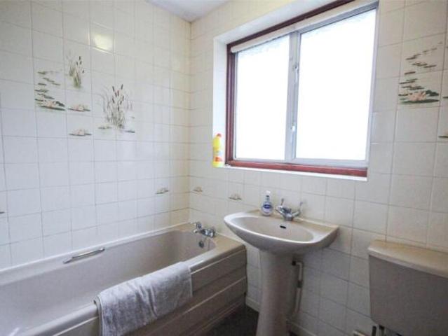 3 bedroom semi detached house for sale in Fairholme, Bedford, Bedfordshire, MK41