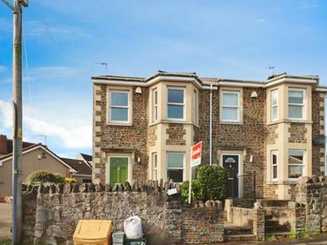 3 Bedroom Semi detached House For Sale In Fairview Road