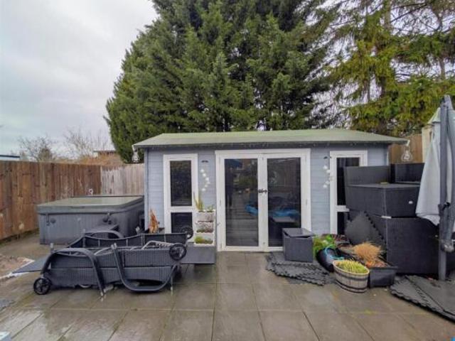 3 bedroom semi detached house for sale in Falfield Road, Tuffley, Gloucester, GL4