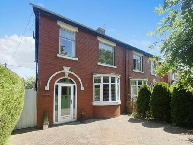 3 Bedroom Semi detached House For Sale In Farington