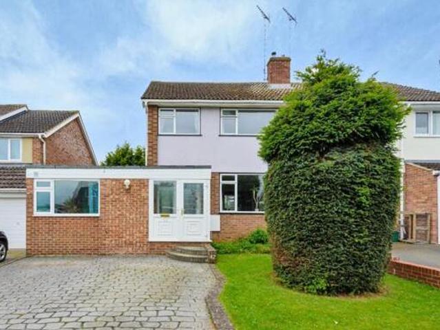 3 Bedroom Semi detached House For Sale In Faringdon, Oxfordshire