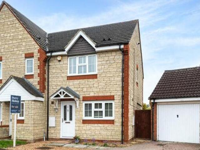 3 Bedroom Semi detached House For Sale In Faringdon, Oxfordshire