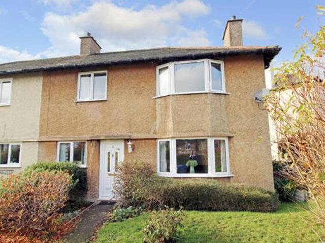 3 Bedroom Semi detached House For Sale In Farnborough