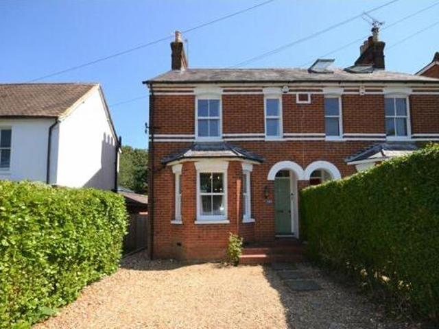 3 Bedroom Semi detached House For Sale In Farnham, Surrey