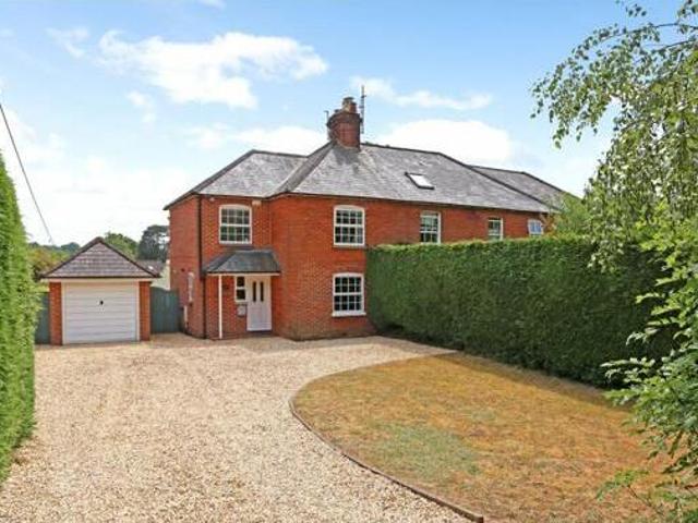 3 Bedroom Semi detached House For Sale In Farnham, Surrey