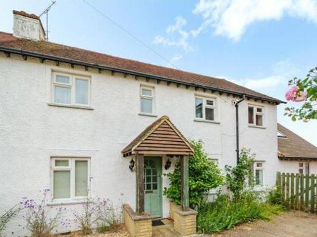 3 Bedroom Semi detached House For Sale In Farnham