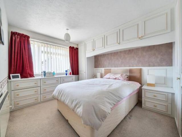 3 bedroom semi detached house for sale in Farrfield, Stratton St Margaret, Swindon, SN2