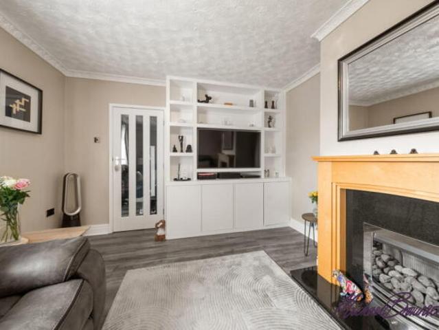 3 bedroom semi detached house for sale in Fenwick Drive, Bradford, BD6 2RZ, BD6