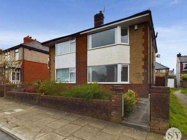 3 Bedroom Semi detached House For Sale In Feniscliffe, Blackburn