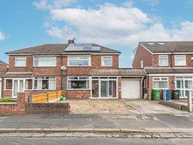 3 Bedroom Semi detached House For Sale In Fearnhead