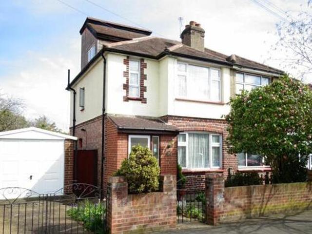 3 Bedroom Semi detached House For Sale In Feltham