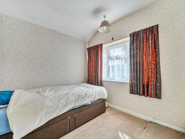 3 bedroom semi detached house for sale in Fern Drive, Taplow, Buckinghamshire, SL6